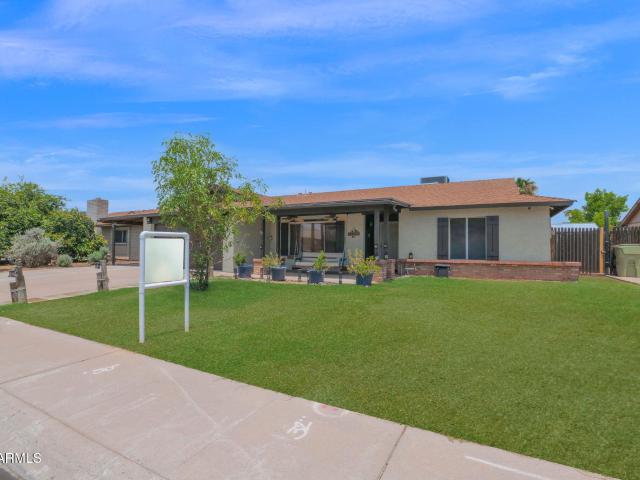 5640 w redfield road