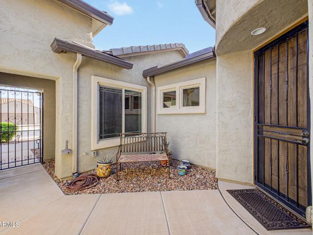 5640 w victory way