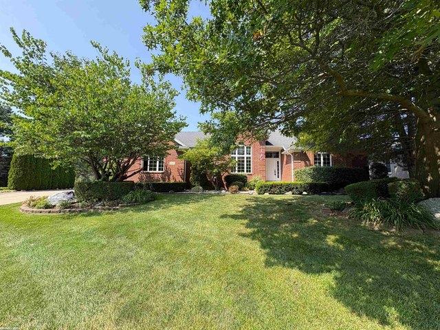 56411 Dickens Dr, Shelby Township, MI 48316
