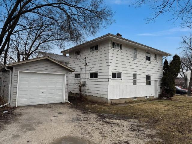 5641 N 61st St, Unit 5643, Milwaukee, WI 53218 | MLS #1953 | Compass