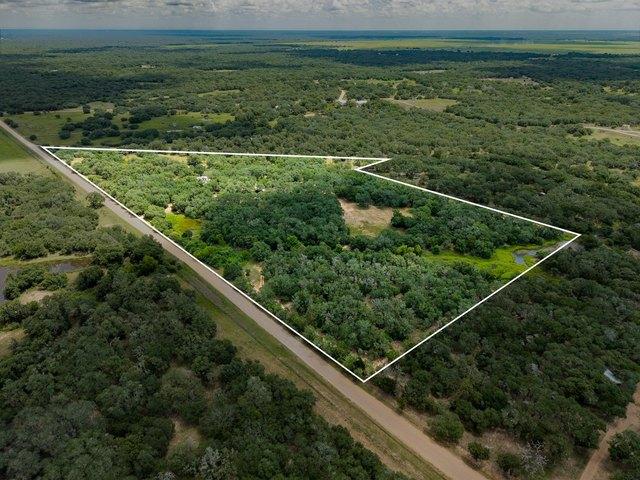 5641 County Road 14, Hallettsville, TX 77964