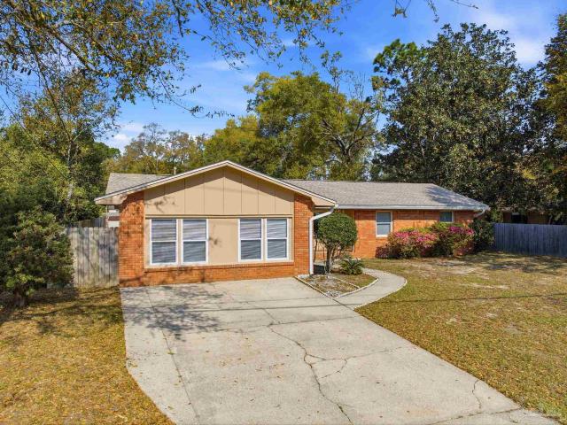 5641 Hibiscus Rd, Pensacola, FL 32504 | MLS #679853 | Compass