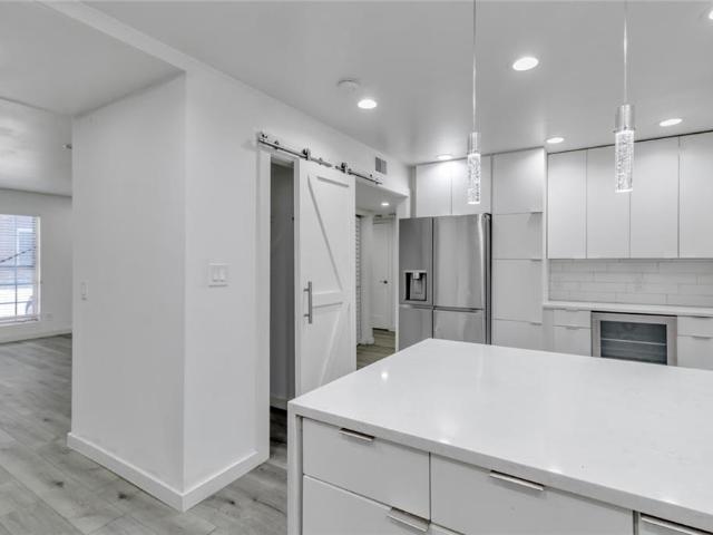 5641 Kingsport Drive 8