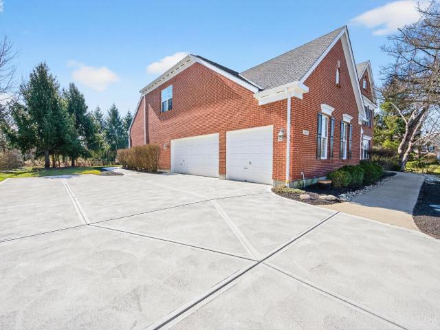 5641 Richmond Park Drive