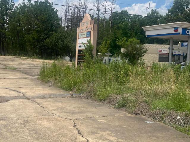5643 Mississippi 18