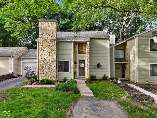 5643 Twin Lakes Ct, Indianapolis, IN 46237