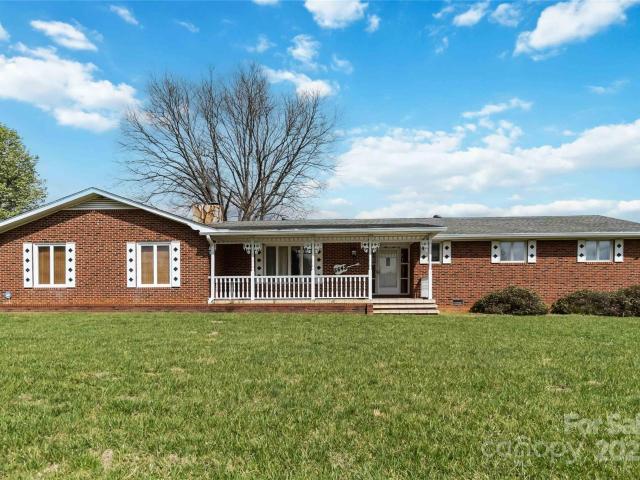 5643 Twinkle Dr, Concord, NC 28025 | MLS #4234