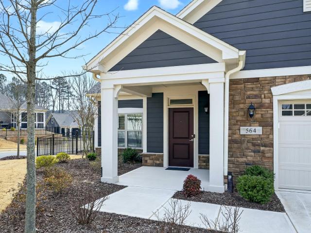 564 Crooked Pine Dr, Cary, NC 27519 | MLS #10149 | Compass