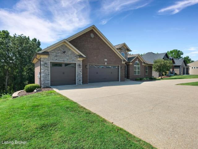 564 Bluff'S Edge Dr