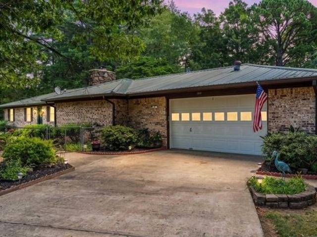 564 Greentree Rd, Clinton, AR 72031