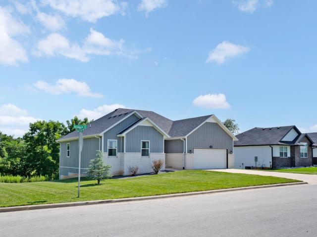 564 Delaware Court