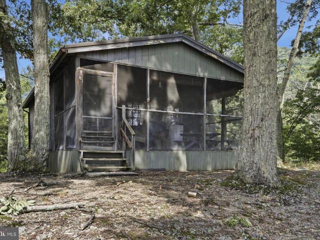 564 Highland Springs Rd