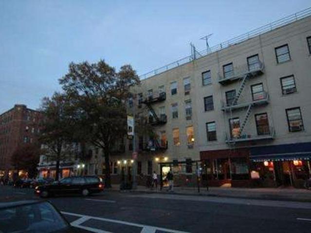 564 Hudson Street: 1 bd 1 ba