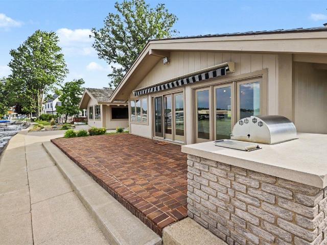 564 Lake Drive