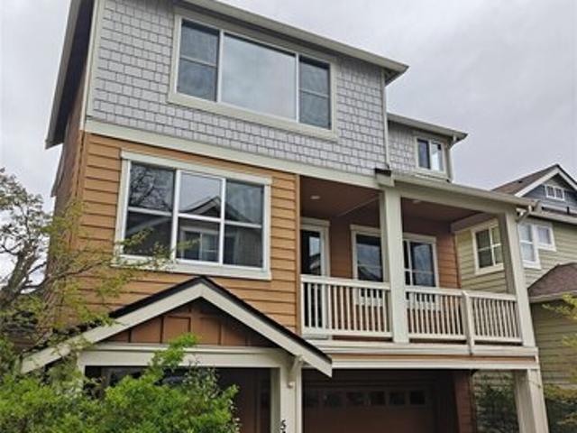 564 Mountain View Ln NW, Issaquah, WA 98027