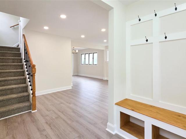 564 Maple Avenue
