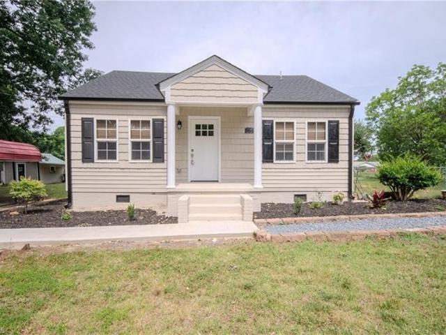 564 McDermott St, Asheboro, NC 27205