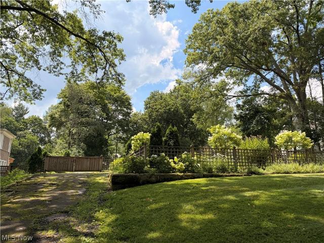 564 Merriman Road