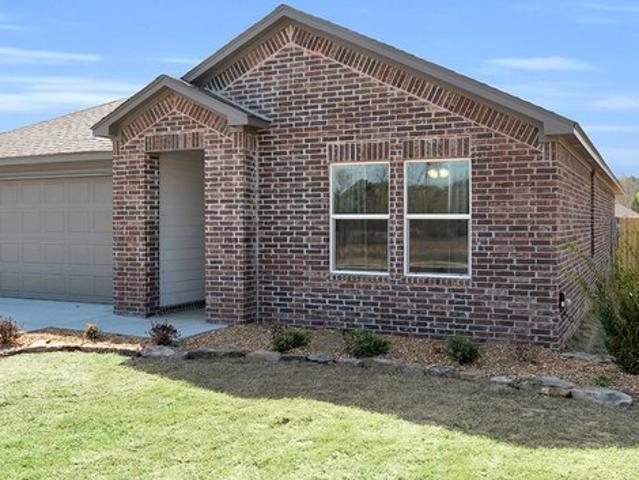 564 Nevada St, Farmington, AR 72730