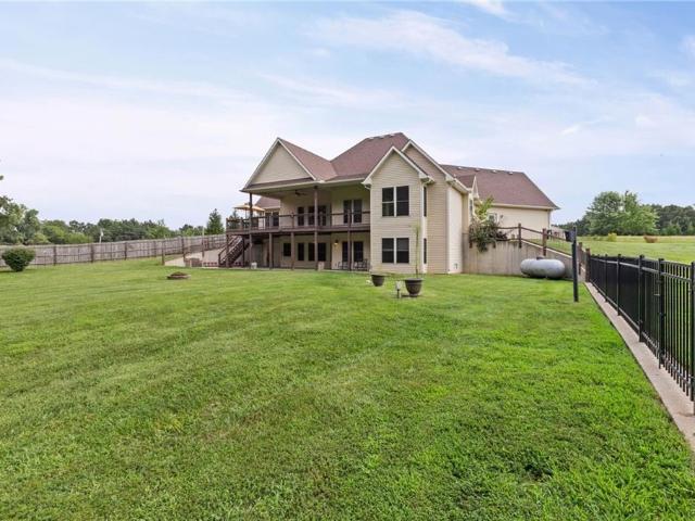 564 NW 41 Road