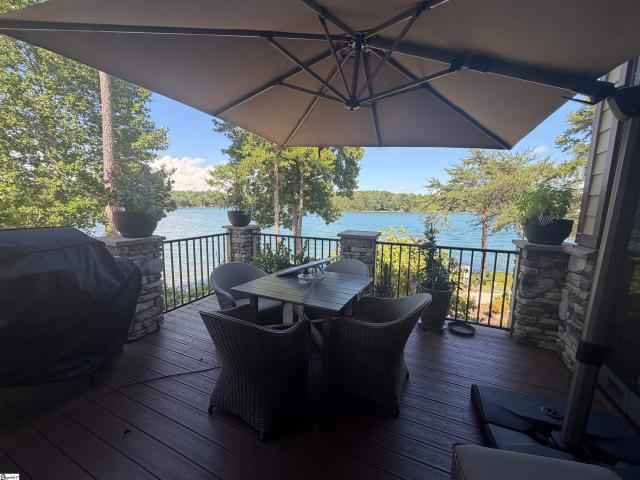 564 Sunset Point Drive