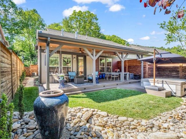 564 Sweet Birch Park Ln, Black Mountain, NC 28711