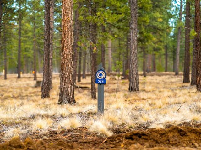 56545 Elk Run Dr Unit 528, Bend, OR 97707