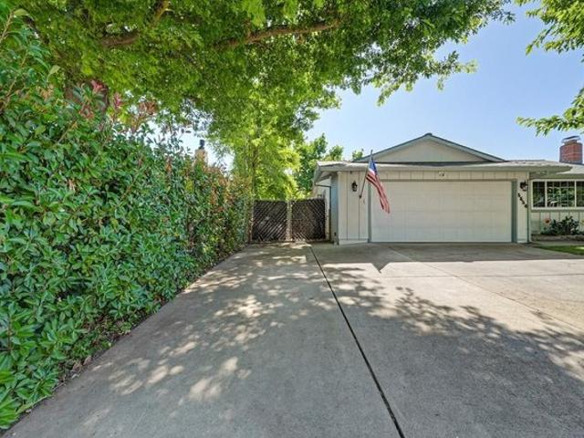5654 Beauregard Way, Orangevale, CA 95662