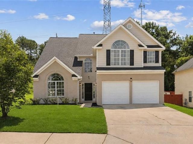 5654 Laurel Ridge Dr, East Point, GA 30344