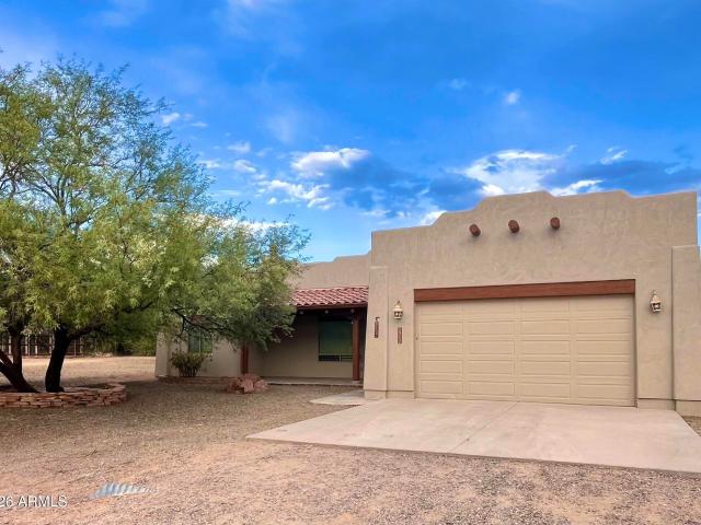 5655 N Laura Lane