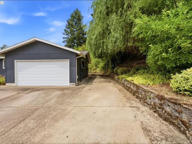 5655 se colony cir