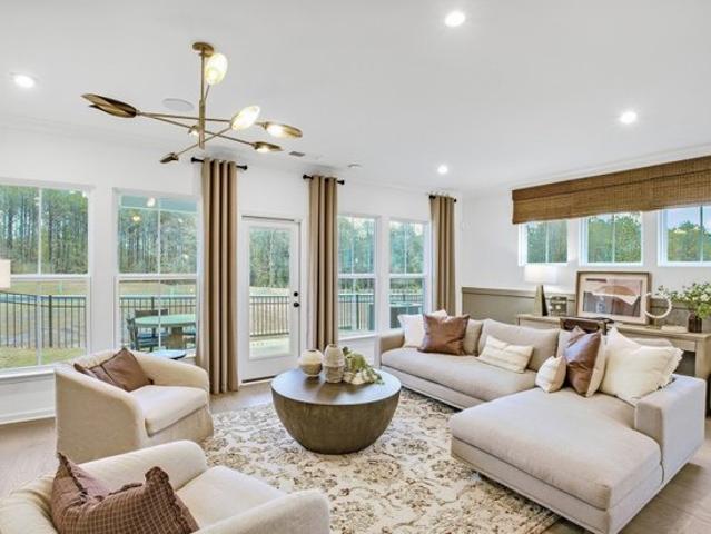 5655 Tillman Way, Powder Springs, GA 30127