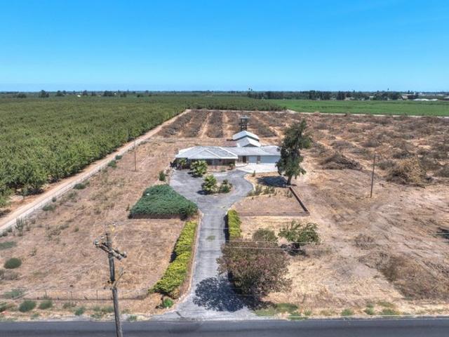 5655 Woodland Ave, Modesto, CA 95358