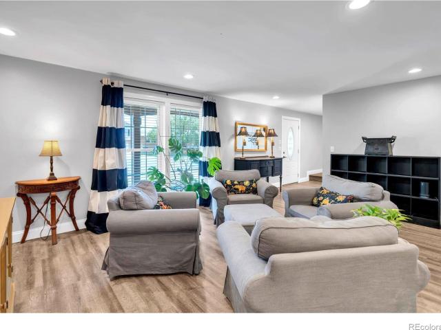5656 W 110th Circle