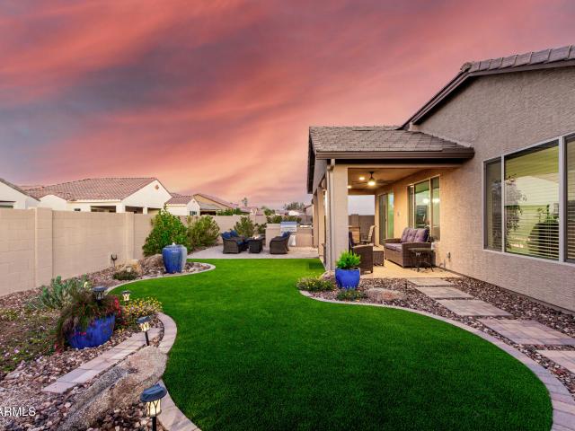 5656 W POSSE Drive