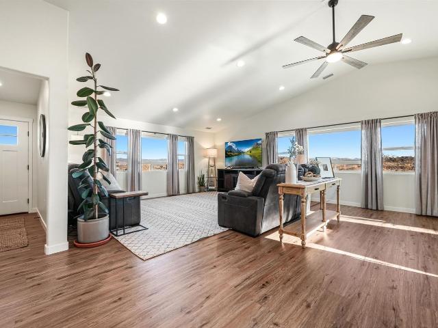 56577 Hawthorne Lane, Olathe, US, CO
