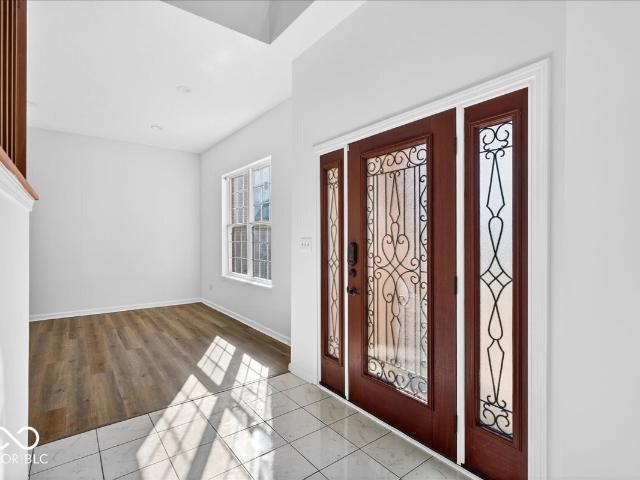 5657 Rundle Court