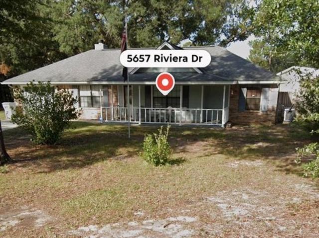 5657 Riviera Dr, Milton, FL 32583