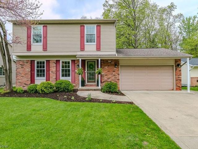 5658 Marine Pkwy, Mentor On The Lake, OH 44060