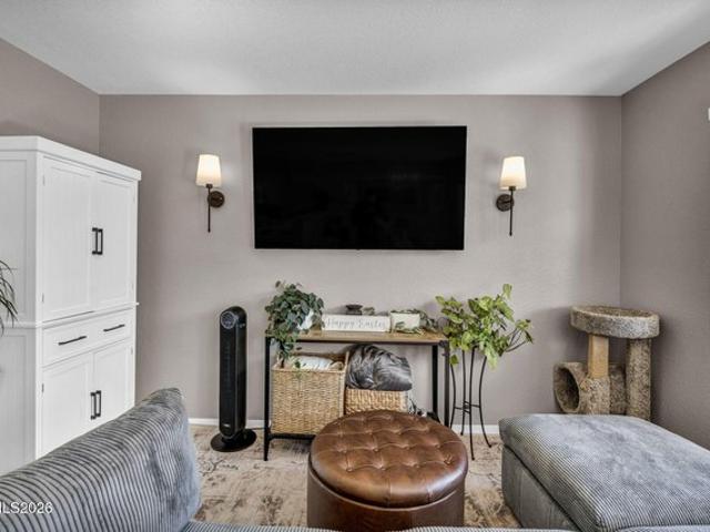5650 El Paseo Dr Apt 102, Sparks, NV 89436