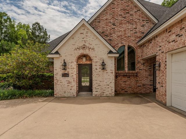 5650 Lexington Circle