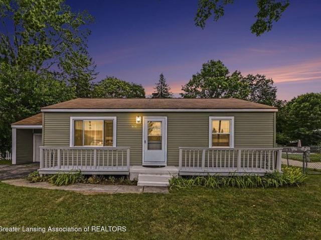 5650 School St, Haslett, MI 48840