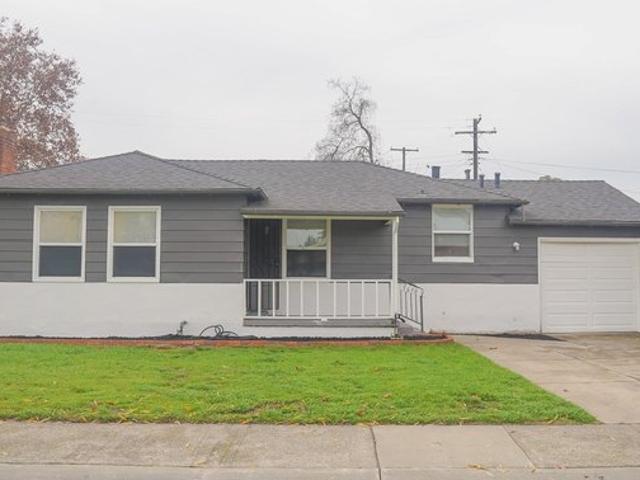 5650 Velma Way, Sacramento, CA 95824