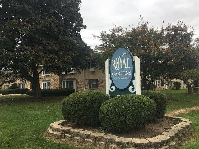 5650 W Wahner Ave Unit 216, Brown Deer, WI 53223
