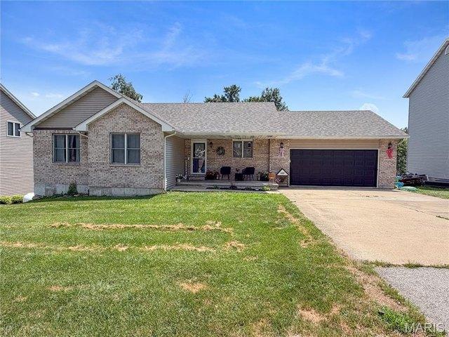 56511 Janapas Trl, Hannibal, MO 63401
