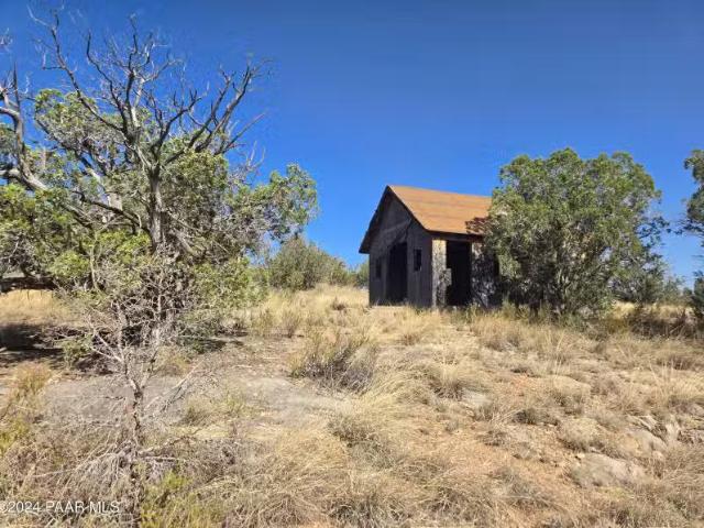 56516 Bridge Canyon Pkwy, Seligman, AZ 86337 MLS 1068519