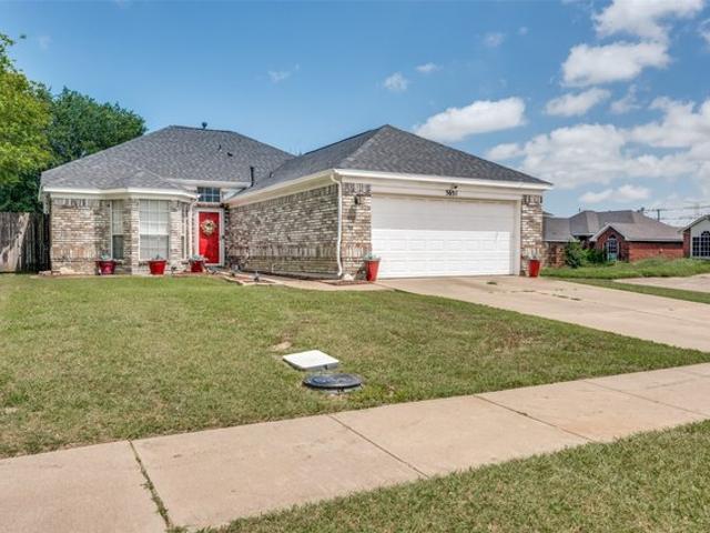 5651 Centeridge Dr, Dallas, TX 75249