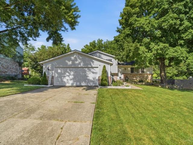 5651 Crestview Dr, Fairfield, OH 45014