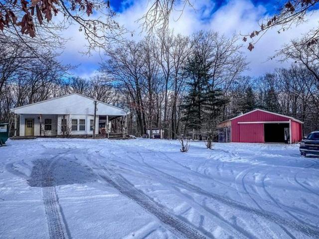 5651 E Haskell Lake Rd, Harrison, MI 48625