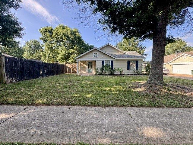 5651 W Legacy St, Fayetteville, AR 72704